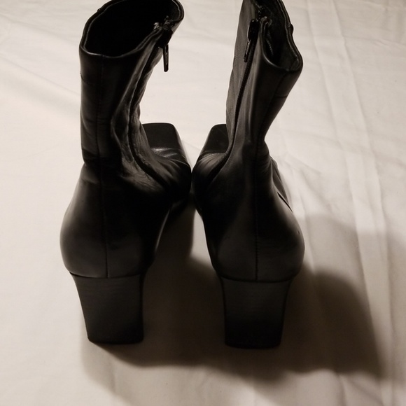 Laura Scott | Shoes | Laura Scott Womens Ankle Boot | Poshmark